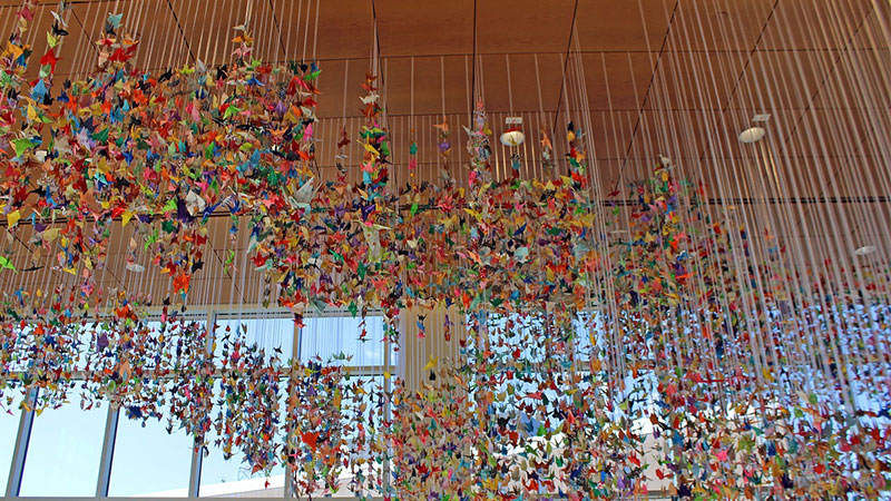 Long Beach Medical Center Unveils Art Installation Made of 14,000 ...